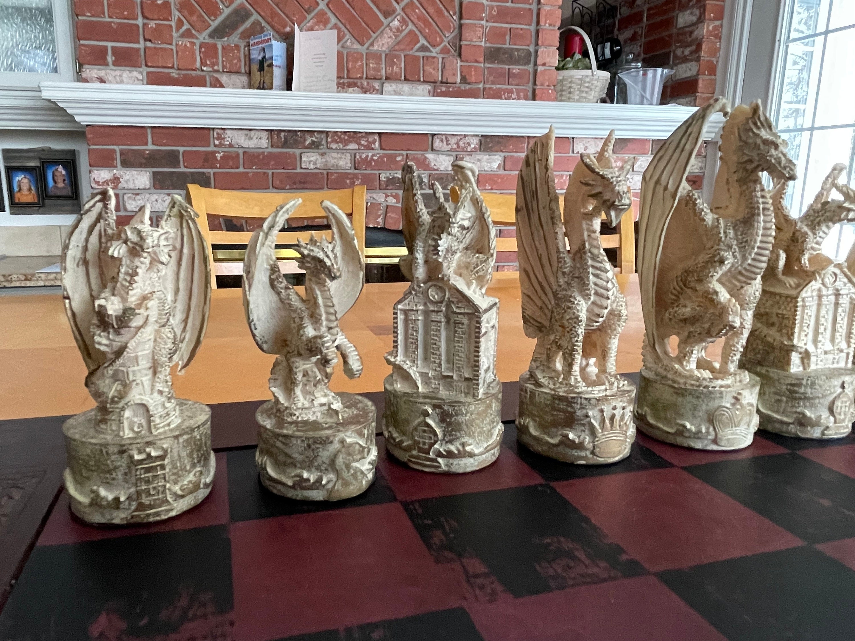 Dungeons & Dragons Limited-edition Chess Set - Etsy