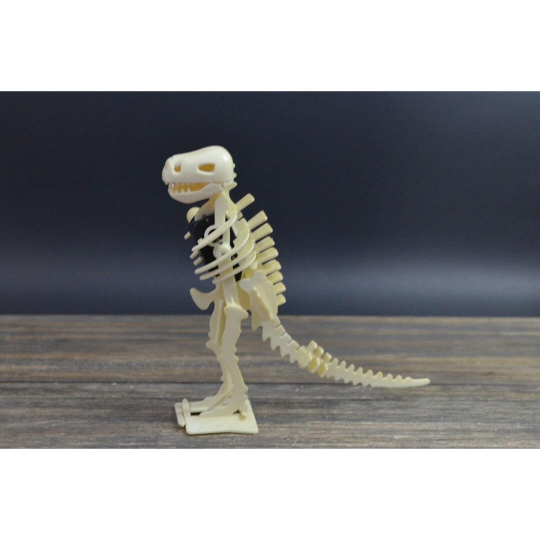Tomy Dinosaur Skeleton T-rex Tyrannosaurus Plastic Bone Wind-up Toy Not ...