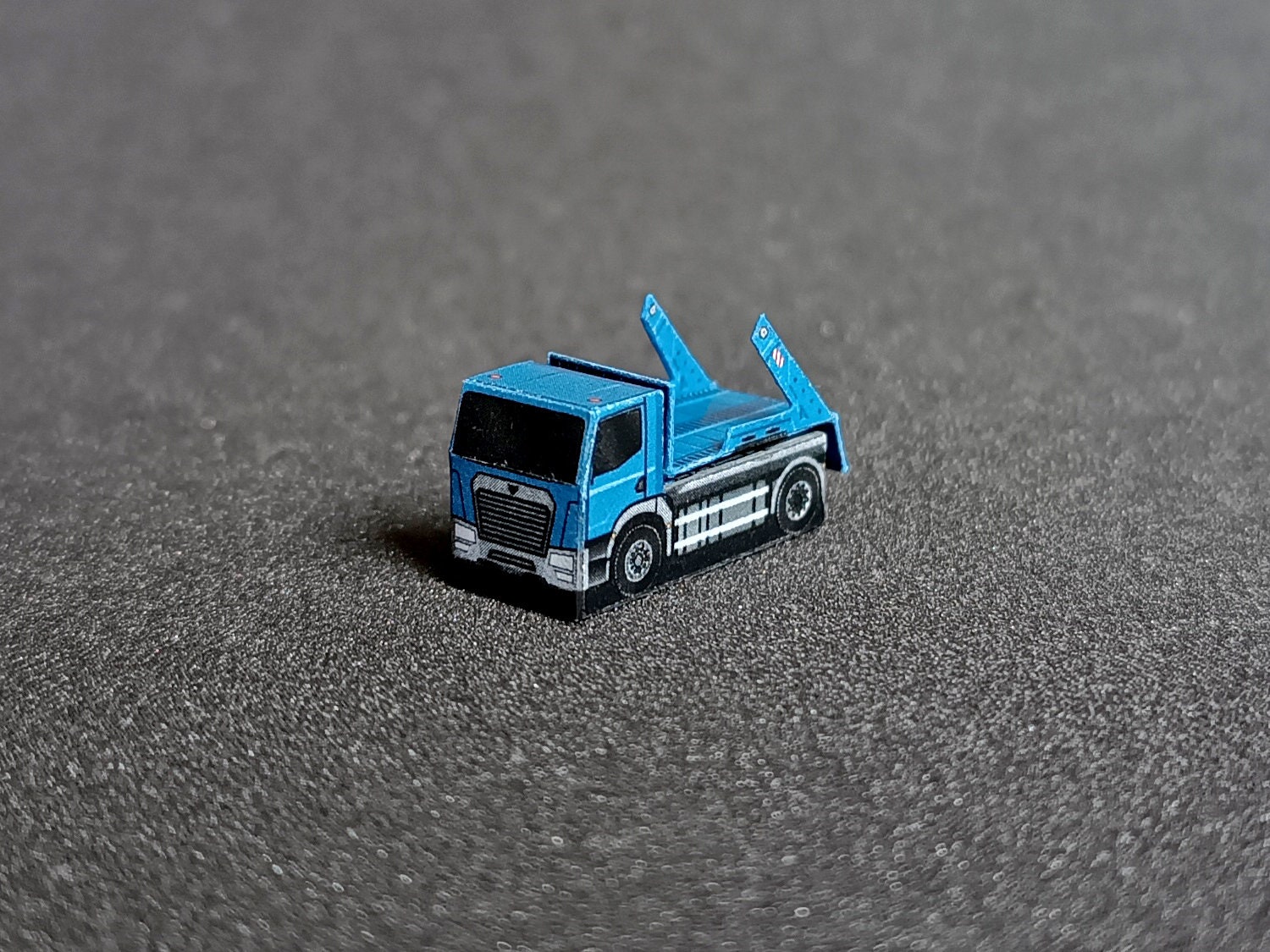 Skip Handler Paper Model DIY Template Work Truck Quality Texture ...