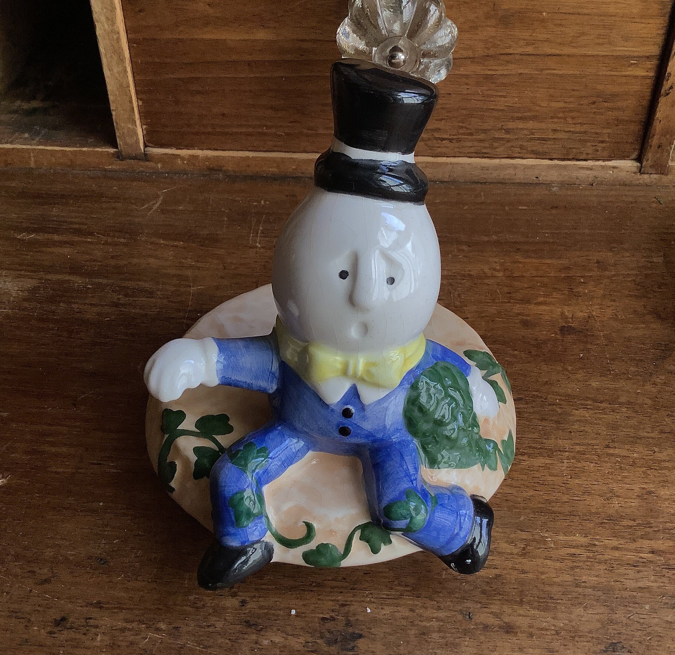 SALE Vintage Humpty Dumpty Tea Pot , Unique, Collectable, Character ...