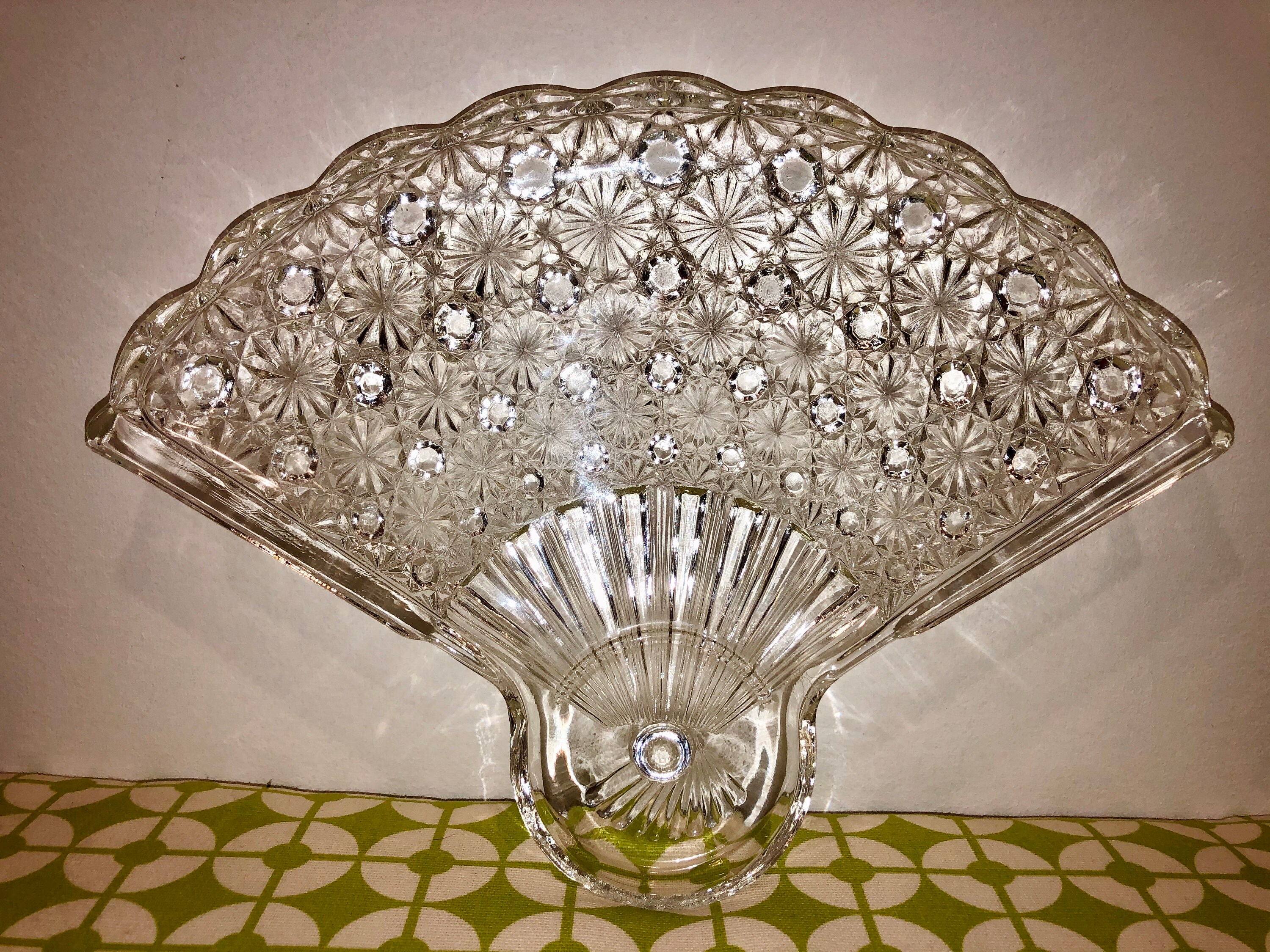 Vintage Anchor Hocking Daisy & Button Pattern Clear Pressed Crystal ...
