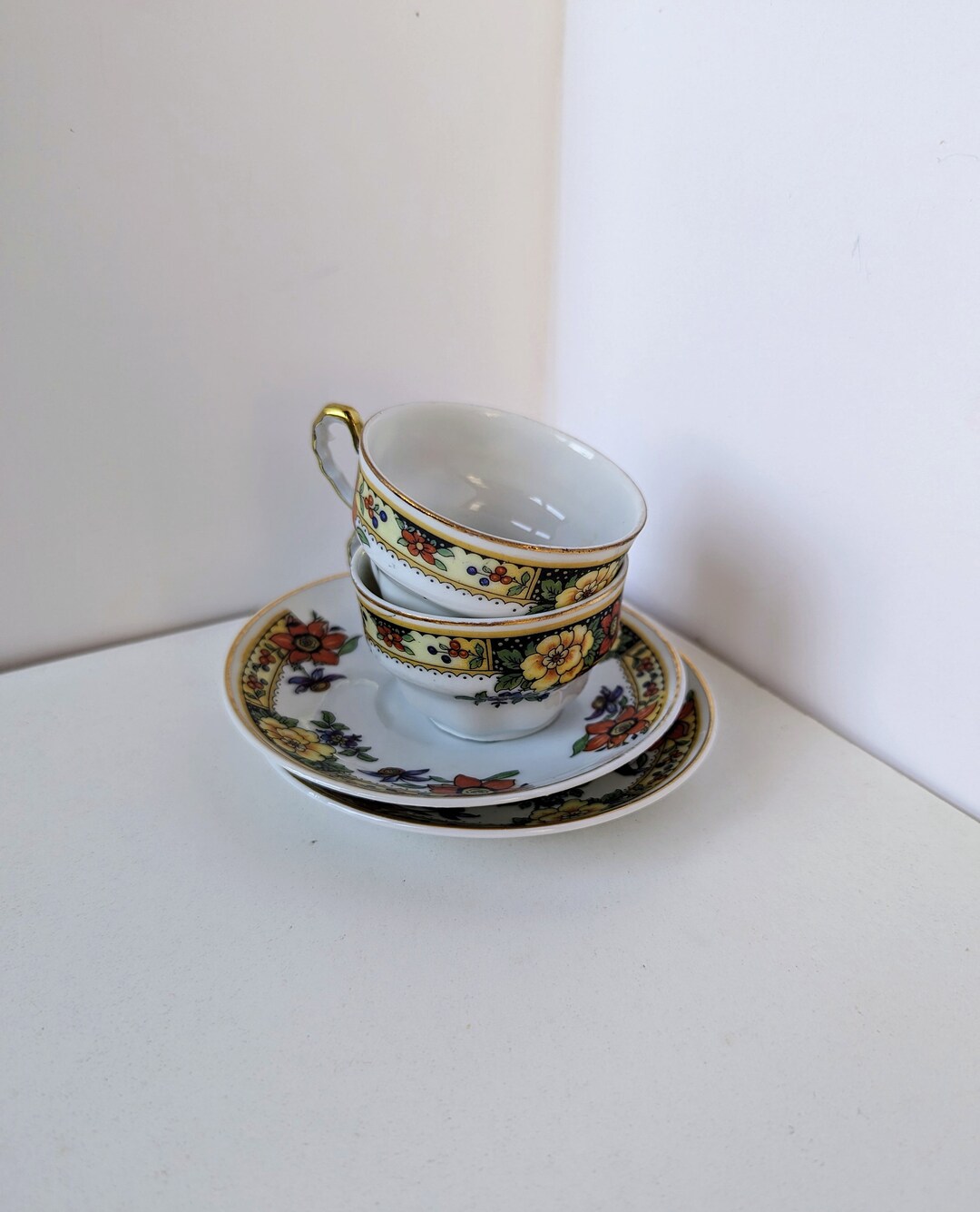 Pair of Vintage Small Teacups/ Demitasse Cups With Matching Saucers ...