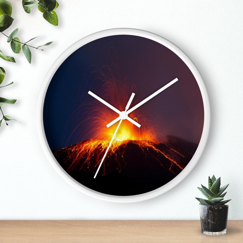 Hawaii Volcano, Lava Theme Clock, Volcano Eruption Theme Clock ...