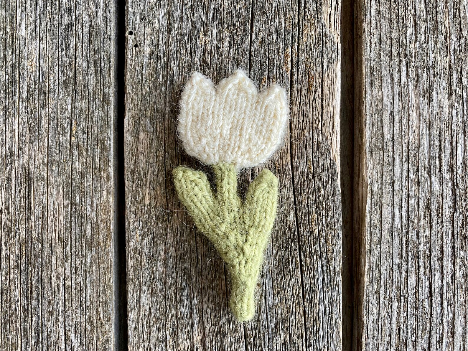 Knitted Flower Pattern, Knitted Tulip, Spring Knitting Pattern ...