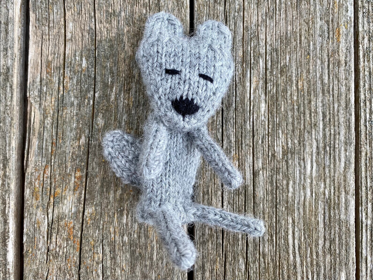 Knitting Pattern, Knitted Finger Puppet Pattern, Wolf Forest Animal ...