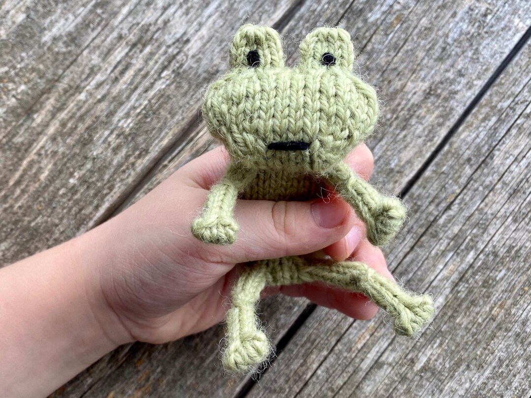 Knitting Pattern, Knitted Finger Puppet Pattern, Tiny Woodland Creature ...