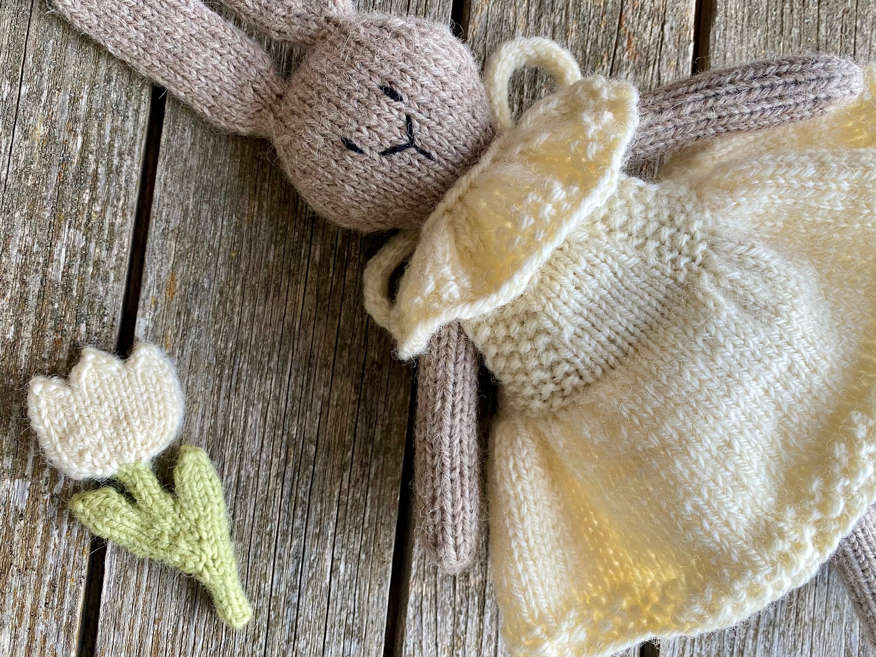 Knitted Flower Pattern, Knitted Tulip, Spring Knitting Pattern ...