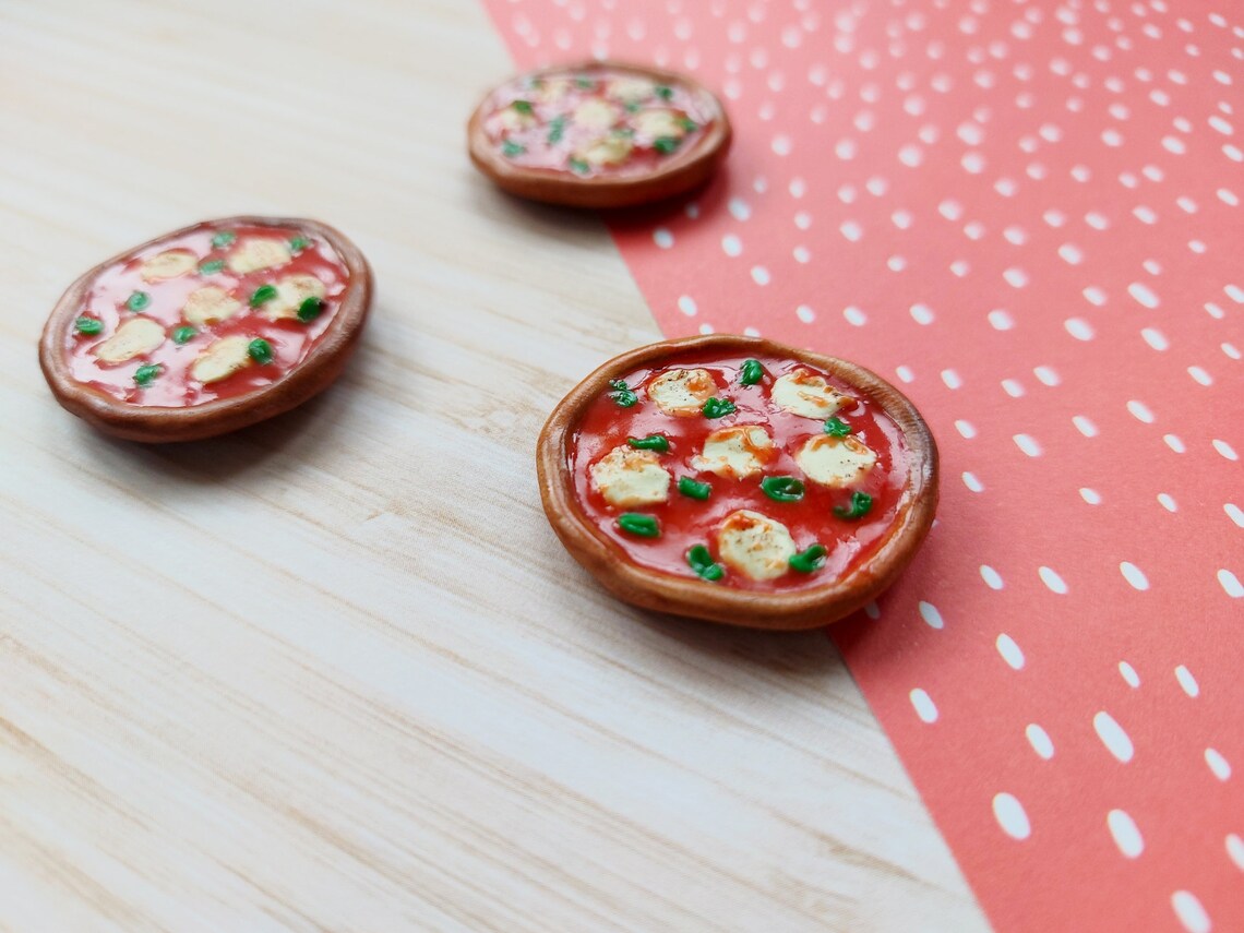 Pizza Fridge Magnet a Little Pizzazz for Pizza Enthusiasts - Etsy