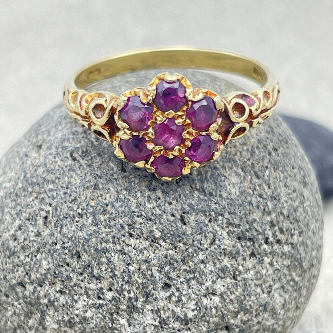 Vintage Victorian Style 18ct Gold Ruby Daisy Cluster Ring - Etsy