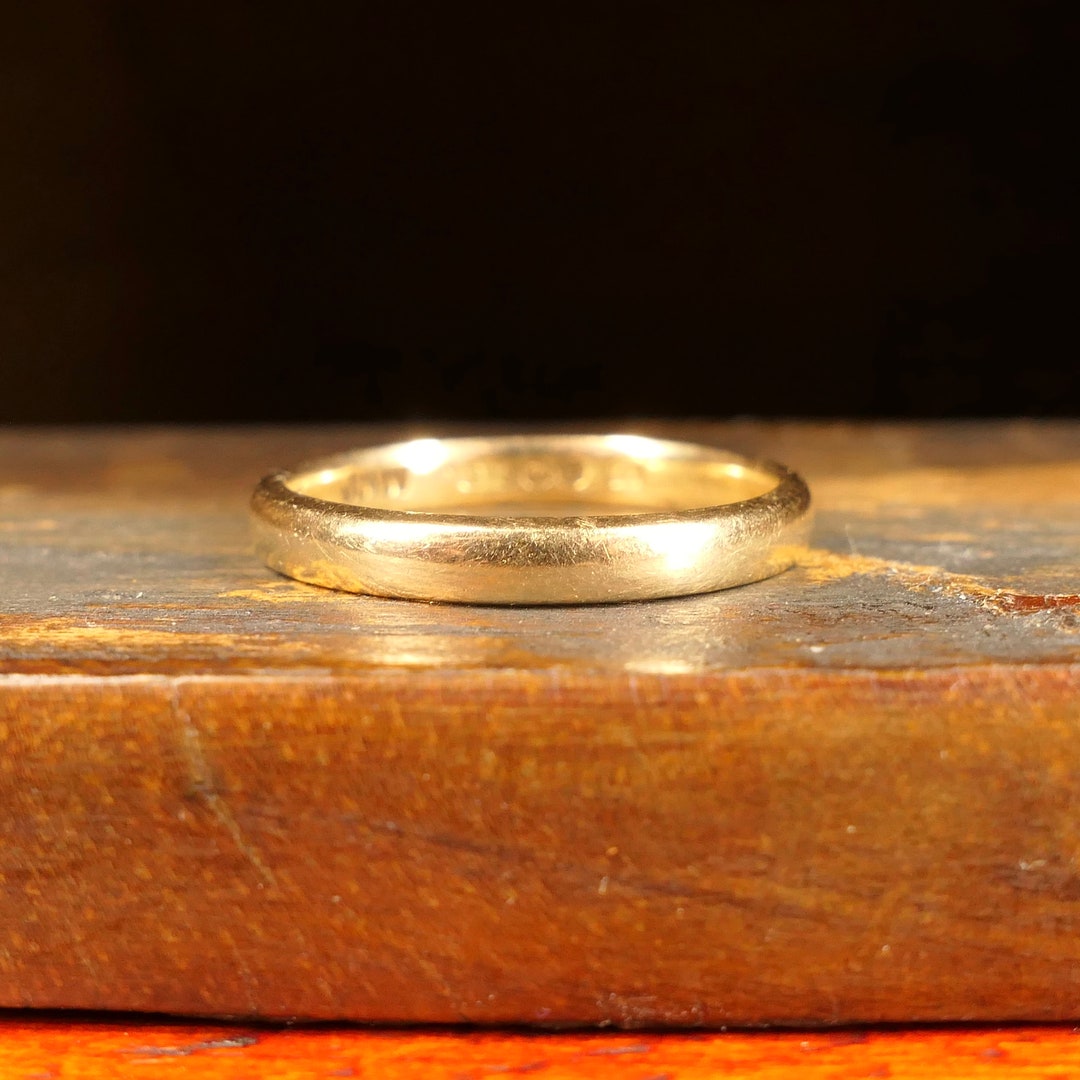 Vintage, 1940s, 9ct Gold, Utility Wedding Band Ring, Hallmarked 1944 - Etsy
