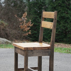 Sturdy Farmhouse-style Distressed Chair. Rustic Dining Room Chairs (set ...