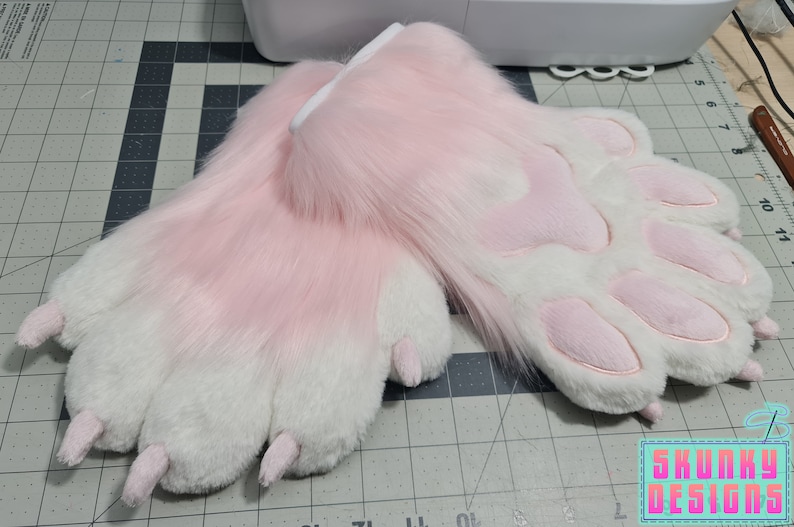 PATTERN Slim-style Puffy 5 Finger Hand Paws High Detail - Etsy