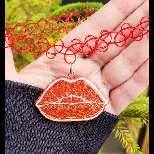 Red Lips Necklace - Etsy