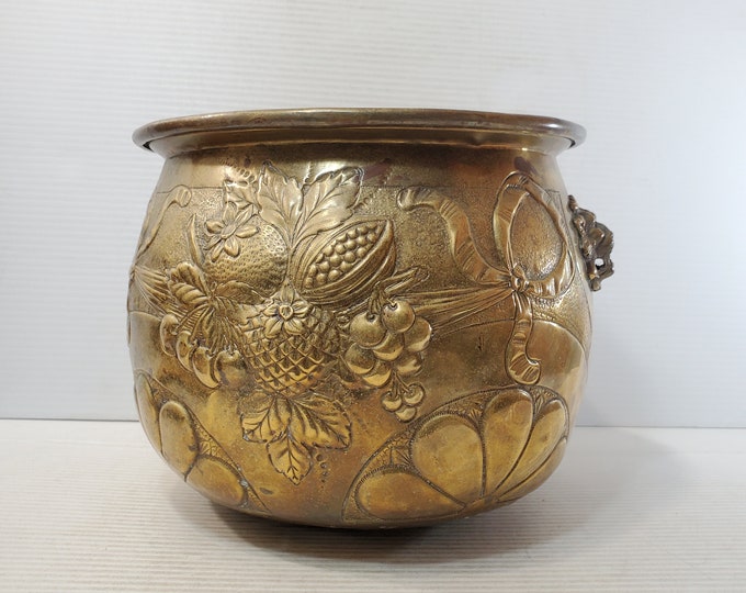 Large Brass Plant Pot Hammered Brass Planter With Bow Detail Large Houseplant Pot Etsy