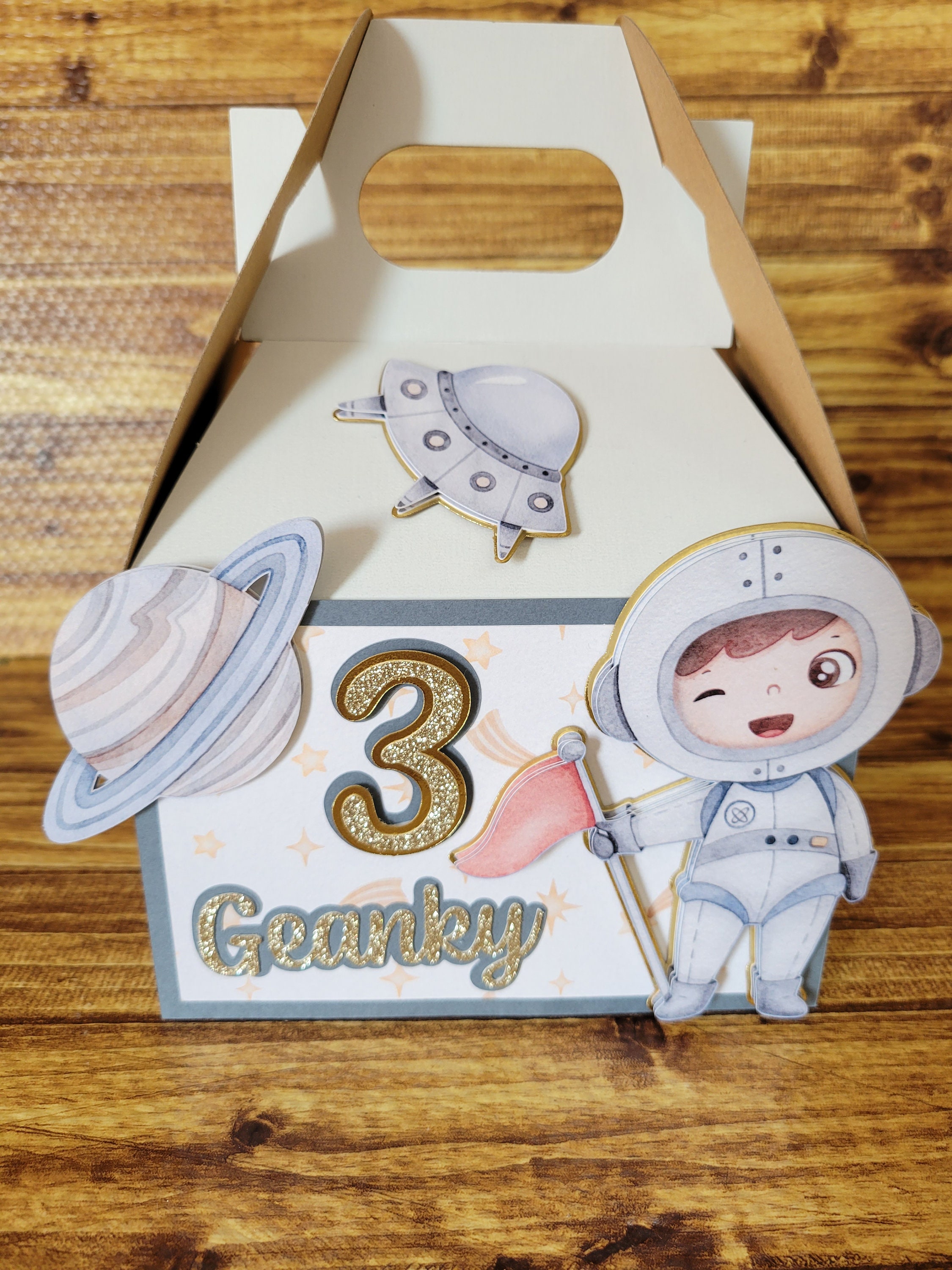 Astronaut Gable Box, Astronaut Favor Box, Astronaut Birthday, Astronaut ...