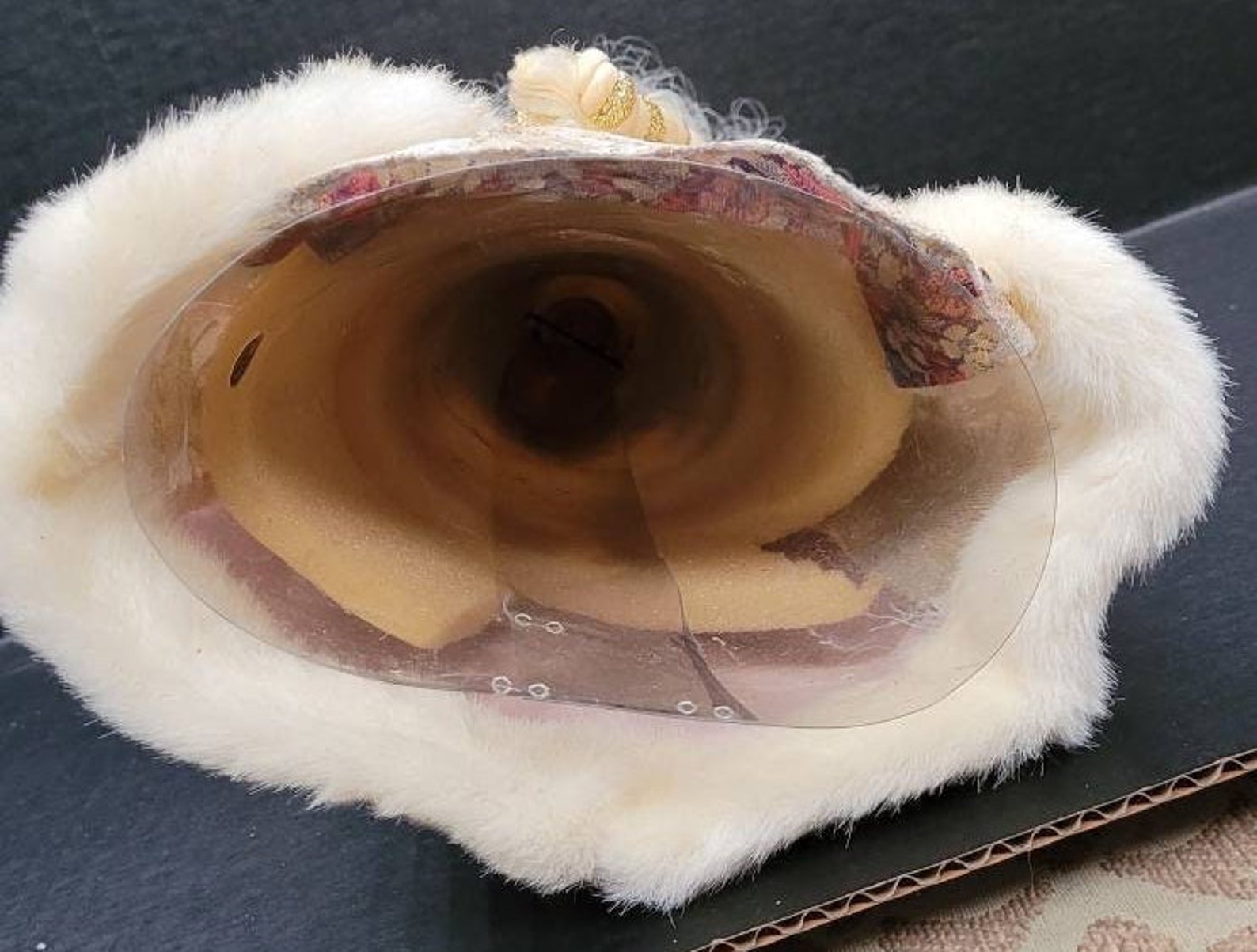 EXCEPTIONAL VINTAGE SANTA Tree Topper Santa Clause Gold Tapestry Robe ...