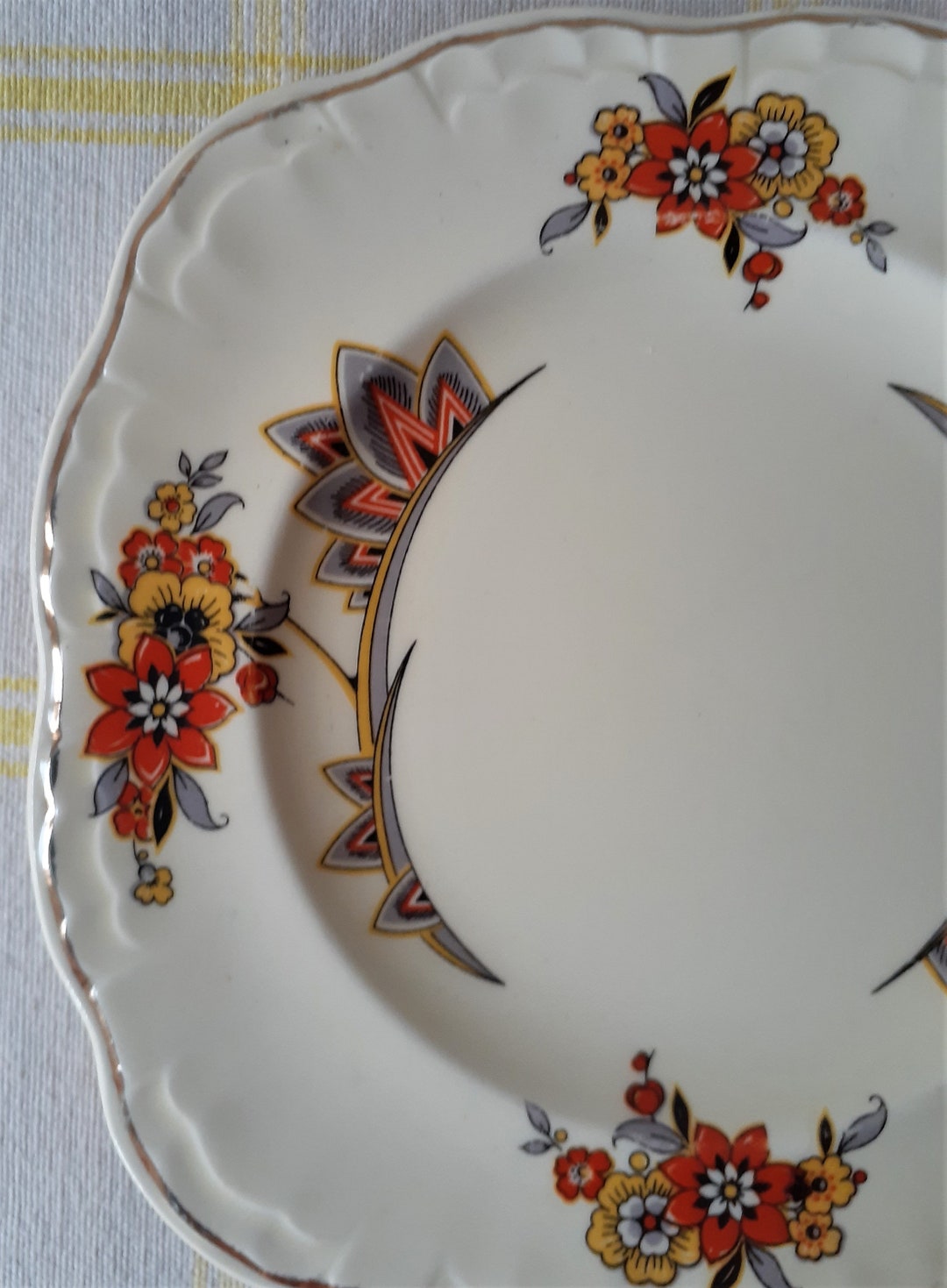 Art Deco Alfred Meakin 1930's Marquis Shape Marigold Side Plate, Orange ...