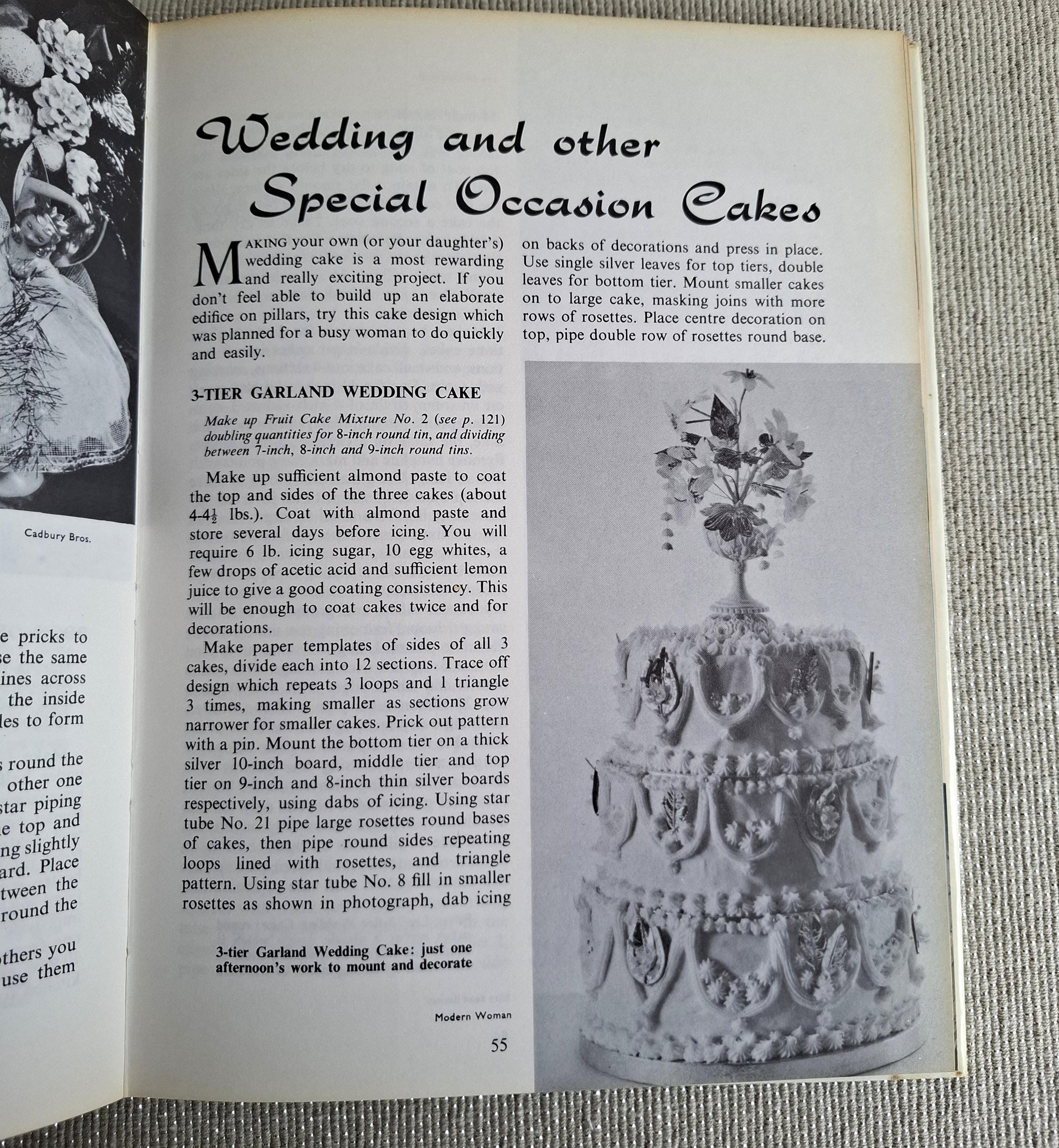Modern Cake Decorating by Audrey Ellis (1963 First Edition) • Vintage ...