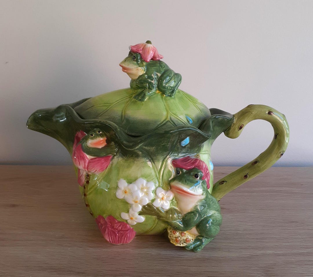 Vintage Novelty Frog Teapot, Cute Green Teapot With Frogs and Pink ...