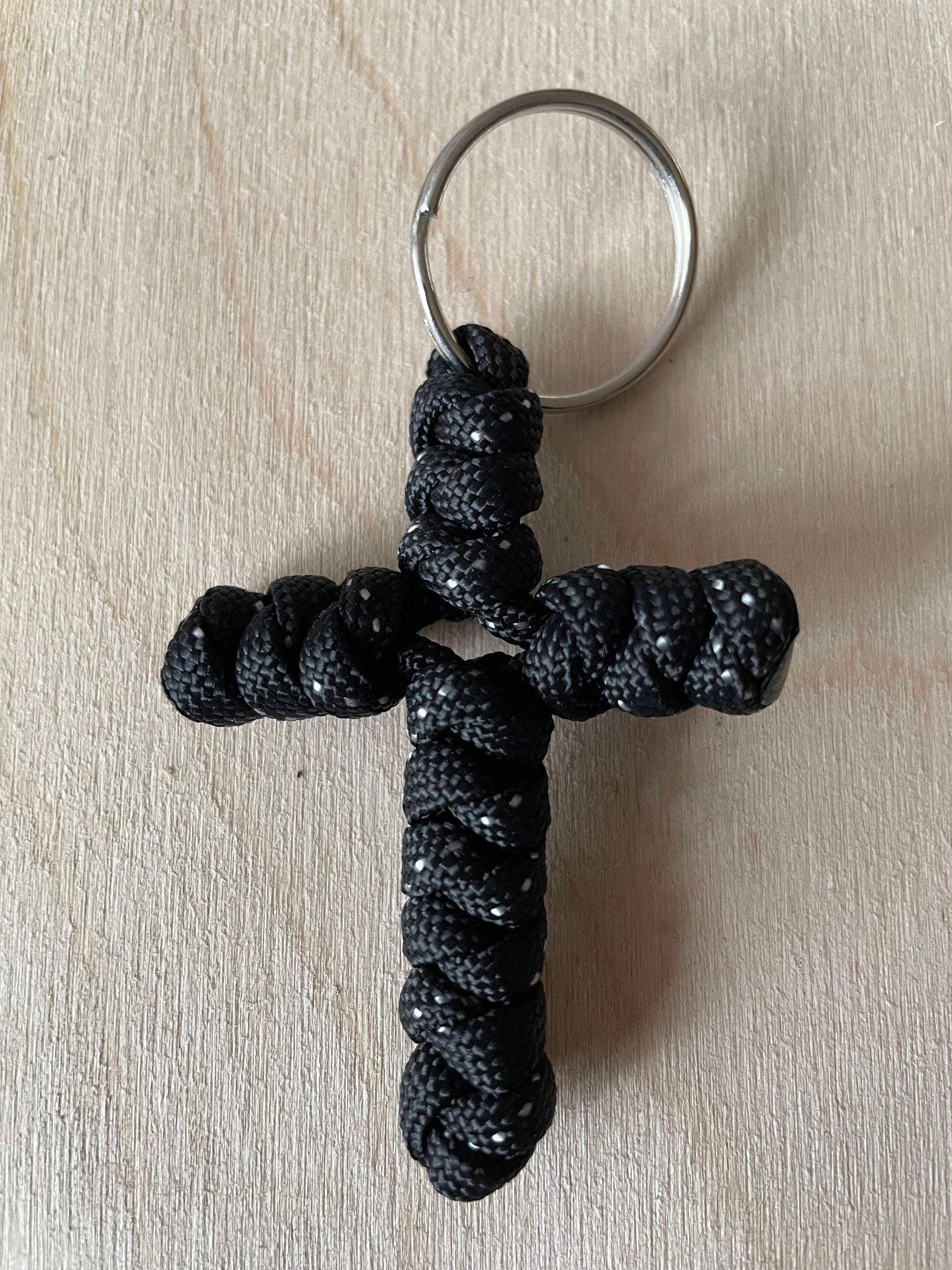 Paracord Cross Keychain Instructions