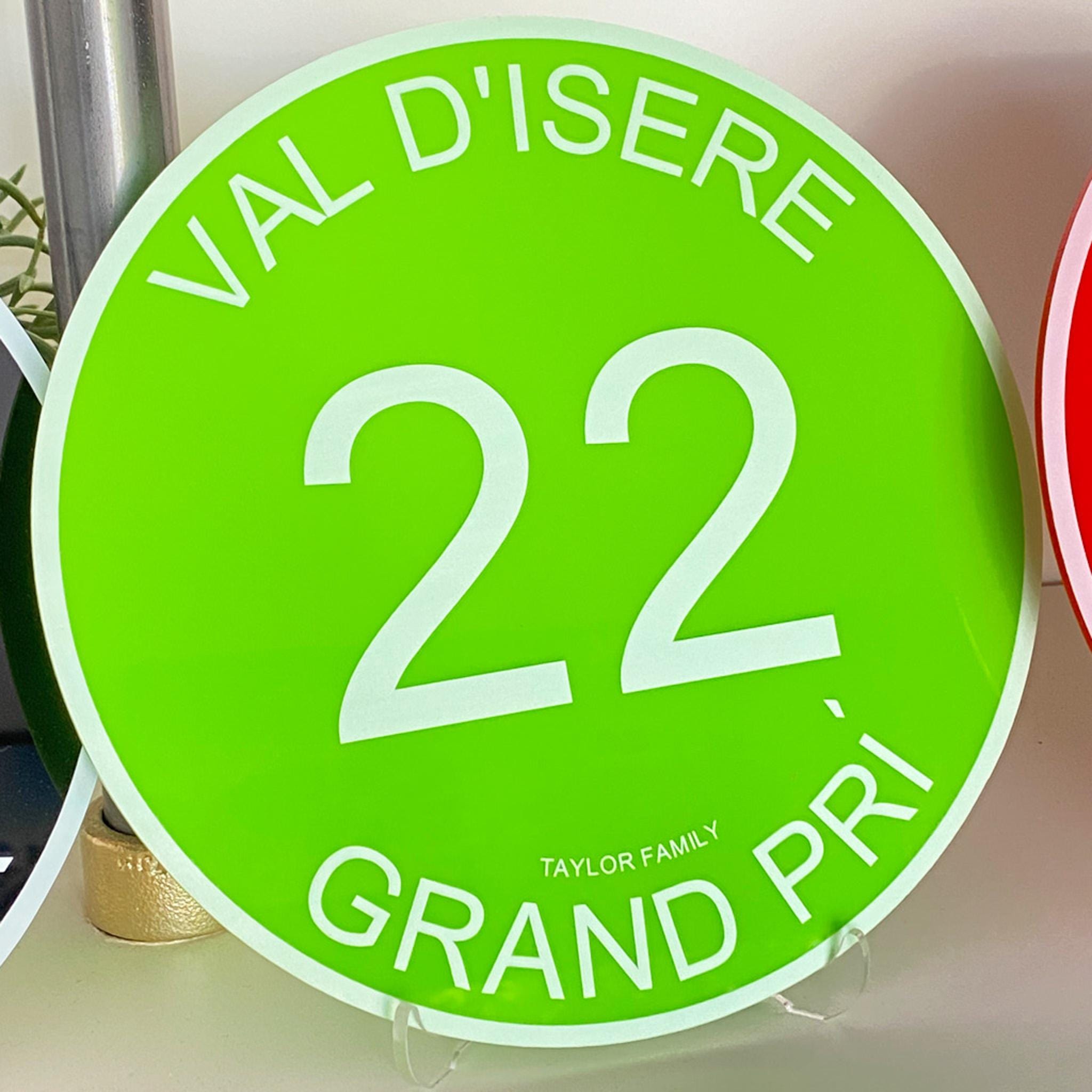 Personalised Family Ski Piste Marker: Custom Acrylic Skier Decor, Man ...