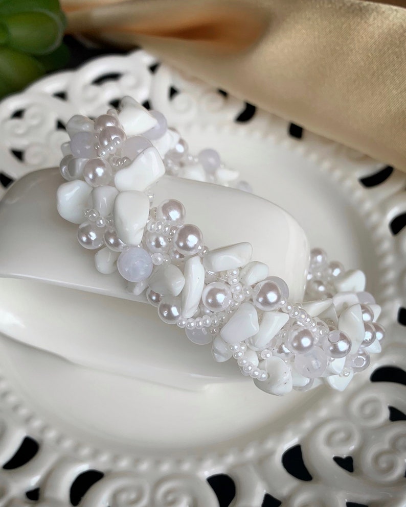 Witte edelsteen en parels armband Klassieke elegante witte - Etsy Nederland