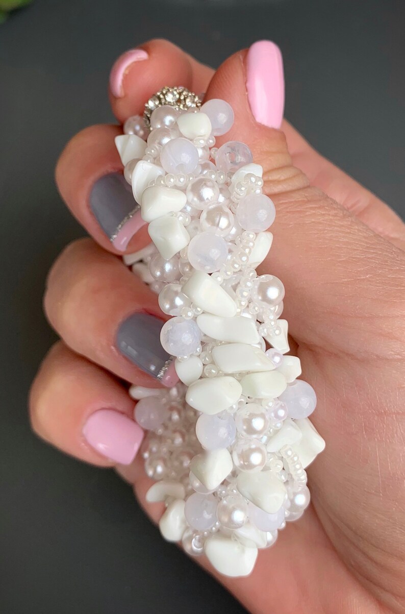Witte edelsteen en parels armband Klassieke elegante witte - Etsy Nederland