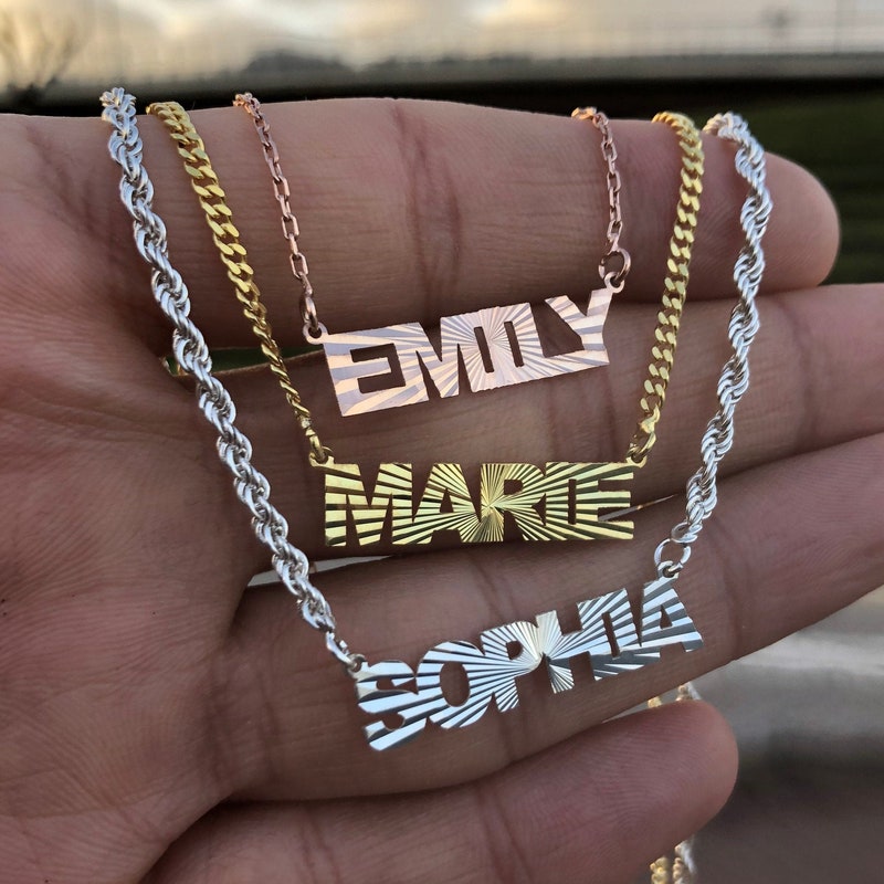 Nameplate Necklace - Etsy