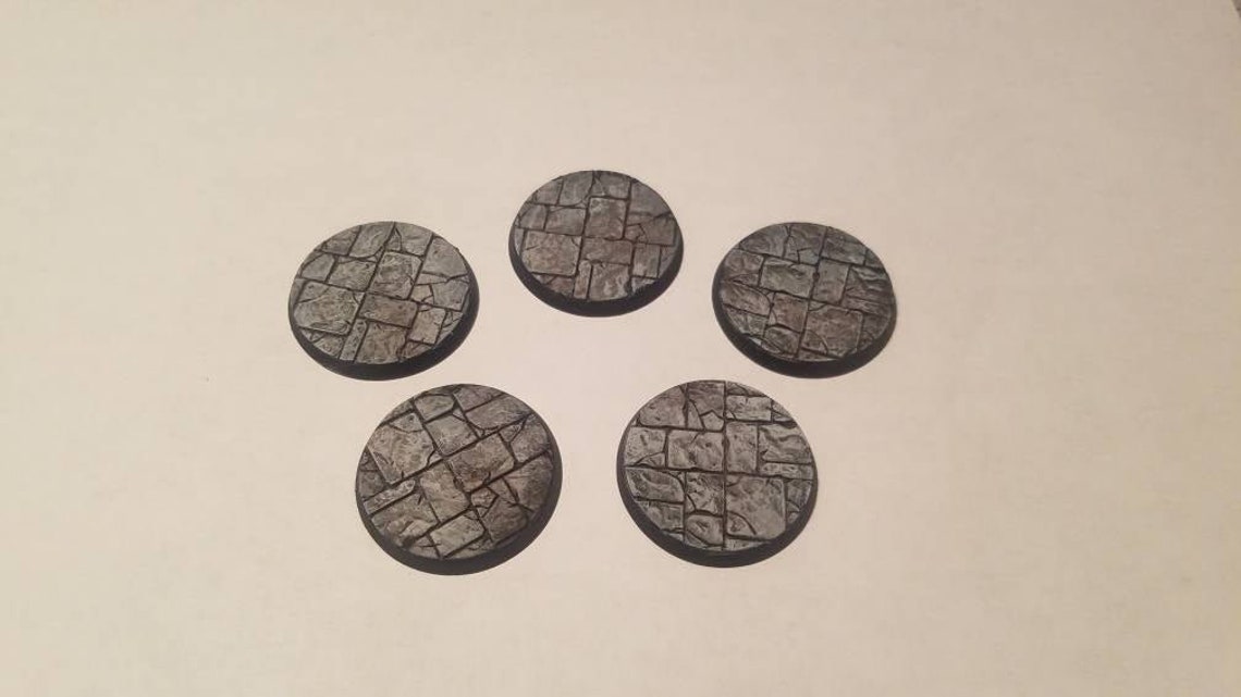 DND Miniature Base Set | Cobblestone & Detailed RPG Miniatures - Etsy