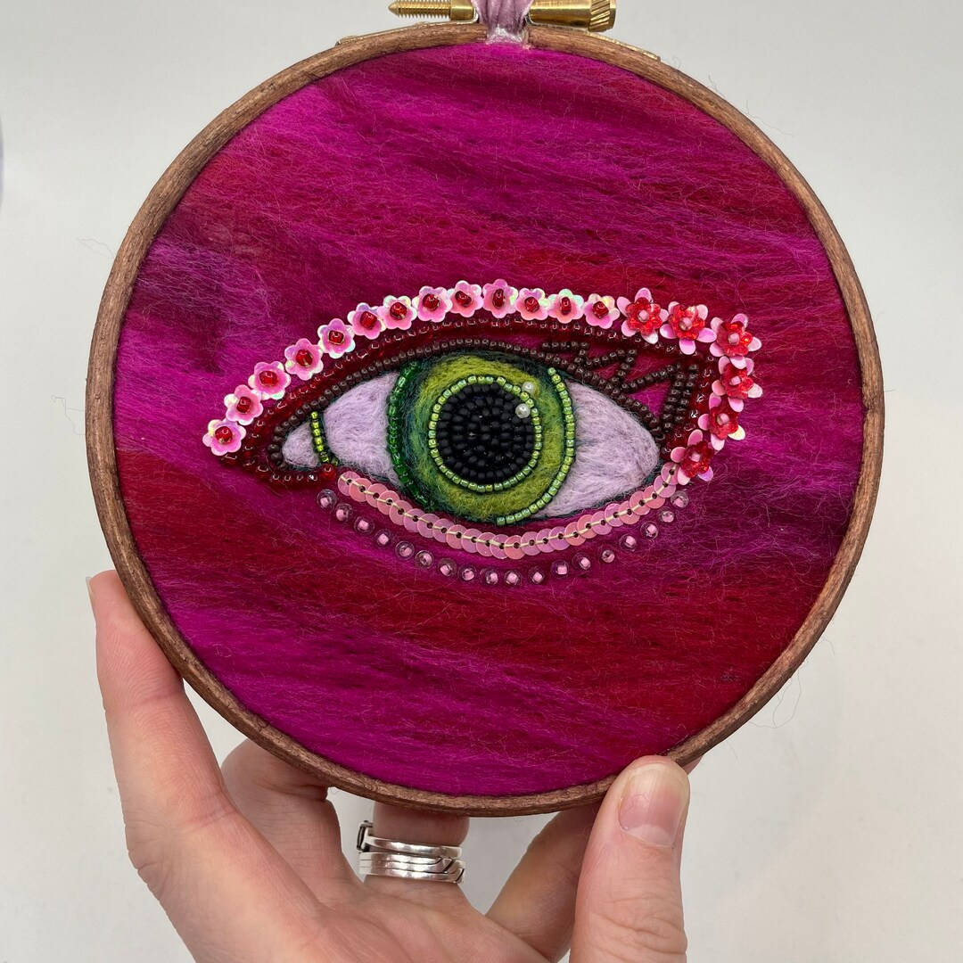 Raspberry Evil Eye Embroidery Hoop Art: Beaded Felt Wall Decor - Etsy