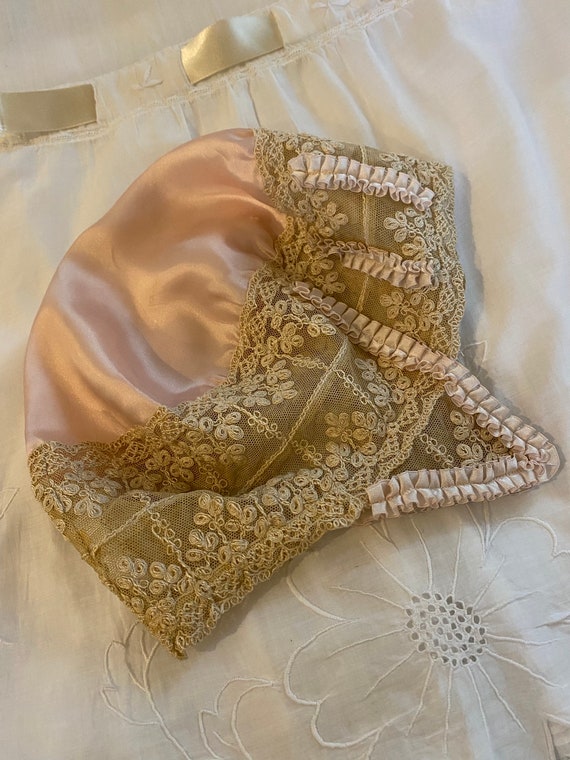 1920s Silk And Lace Wedding Bonnet With Ribbon Trims … - Gem