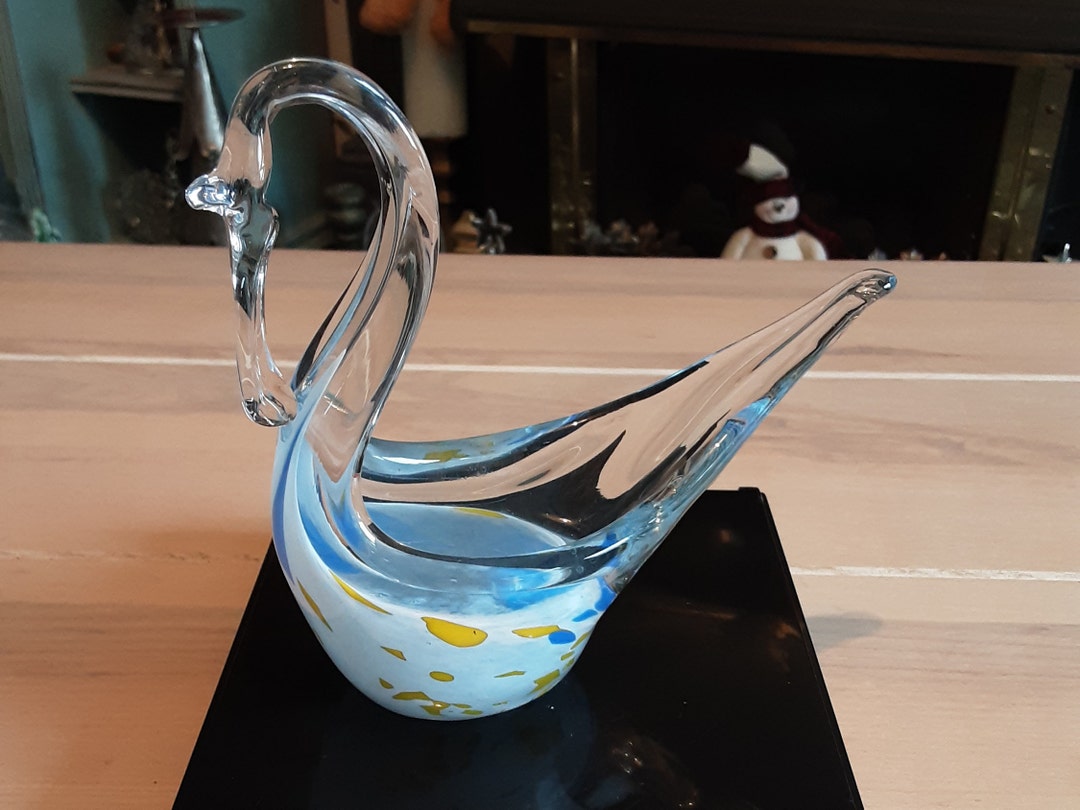 Mtarfa Maltese Glass Swan Ornamental Paper Weight .artist Signature on ...