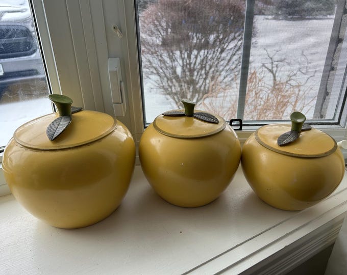 1950s Aluminum Apple Canisters With Bakelite Stems ~ 8 Piece Set - Etsy
