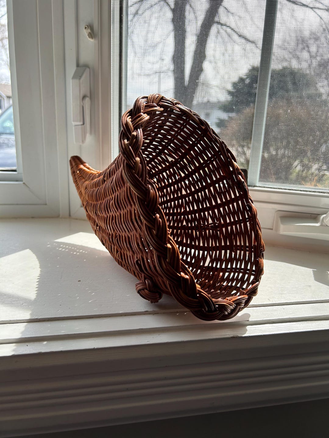Vintage Wicker Cornucopia, Wicker Horn Basket, Horn of Plenty, Oval ...