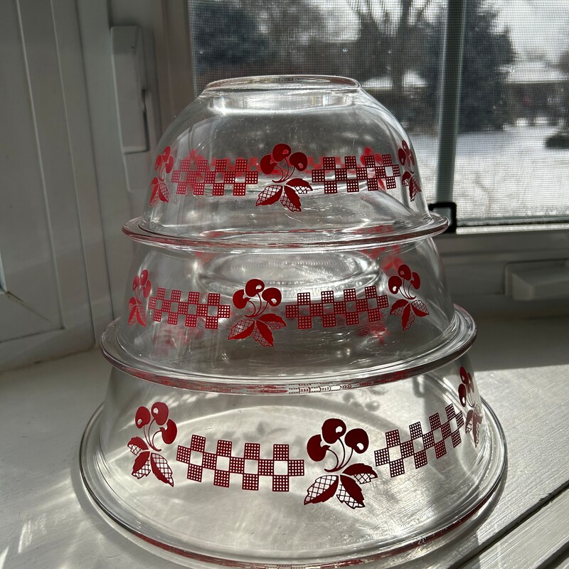 Red Pyrex - Etsy
