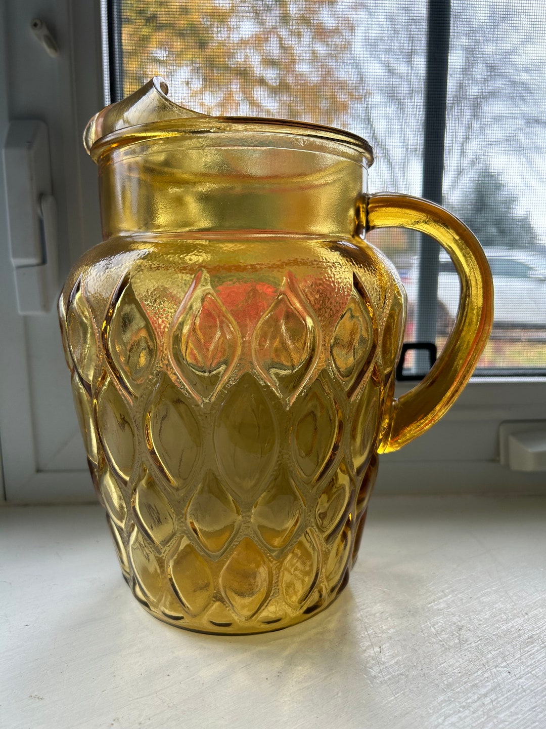 Vintage Anchor Hocking Yellow Amber Glass Pitcher With Design Ice Lip ...