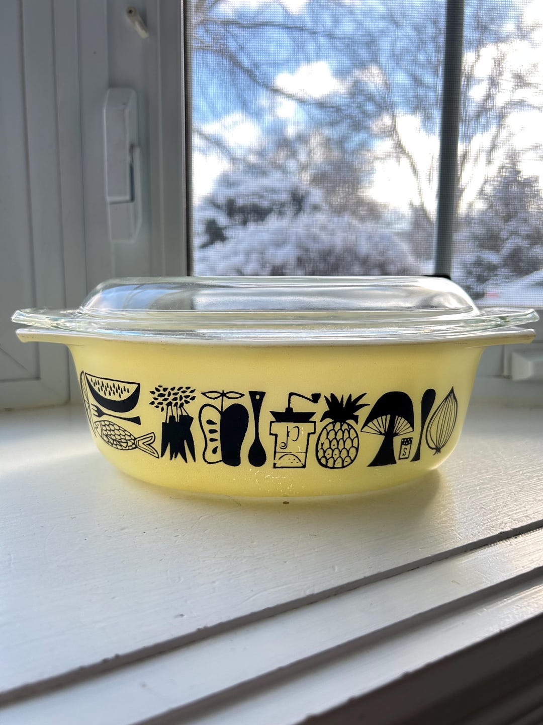 Pyrex Yellow Mod Kitchen Casserole Dish 1 1/2 Quart - Vintage ...