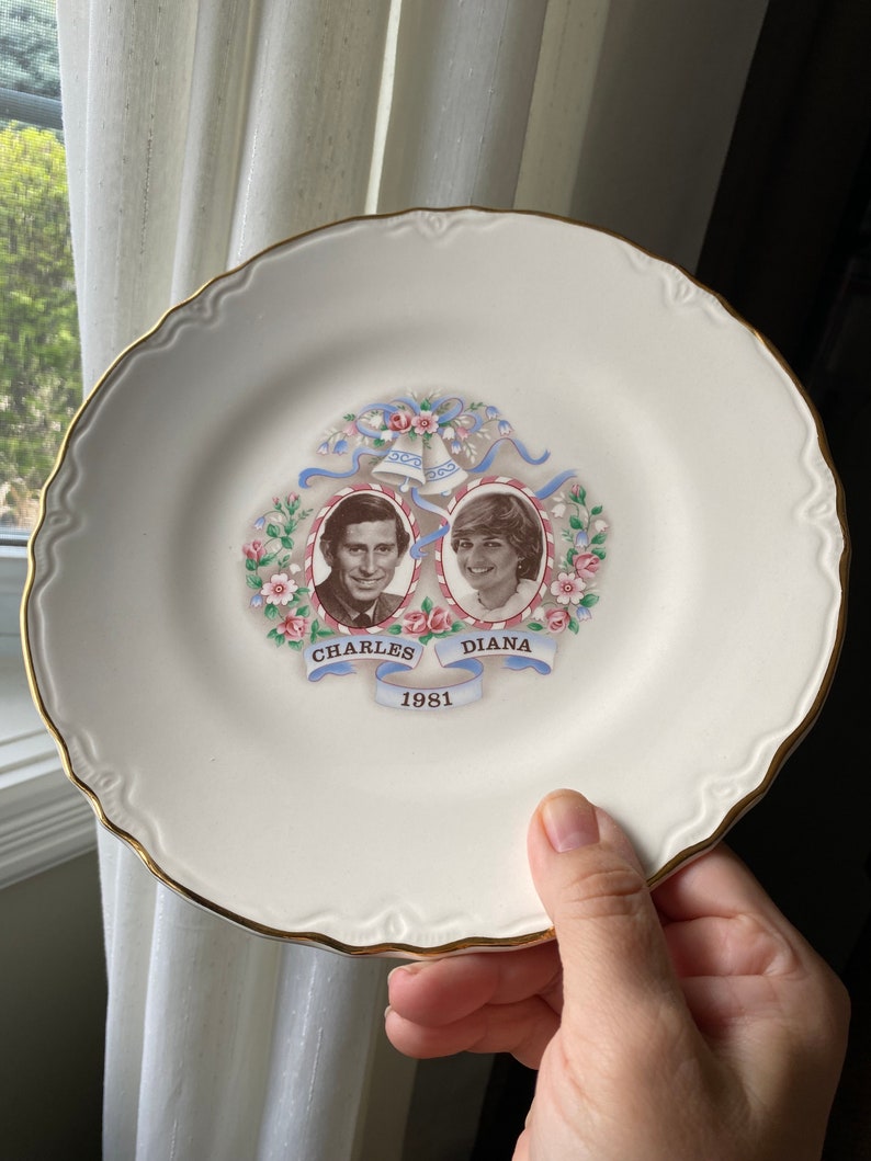 Vintage Commemorative Plate Celebrating the Royal Wedding of Prince ...