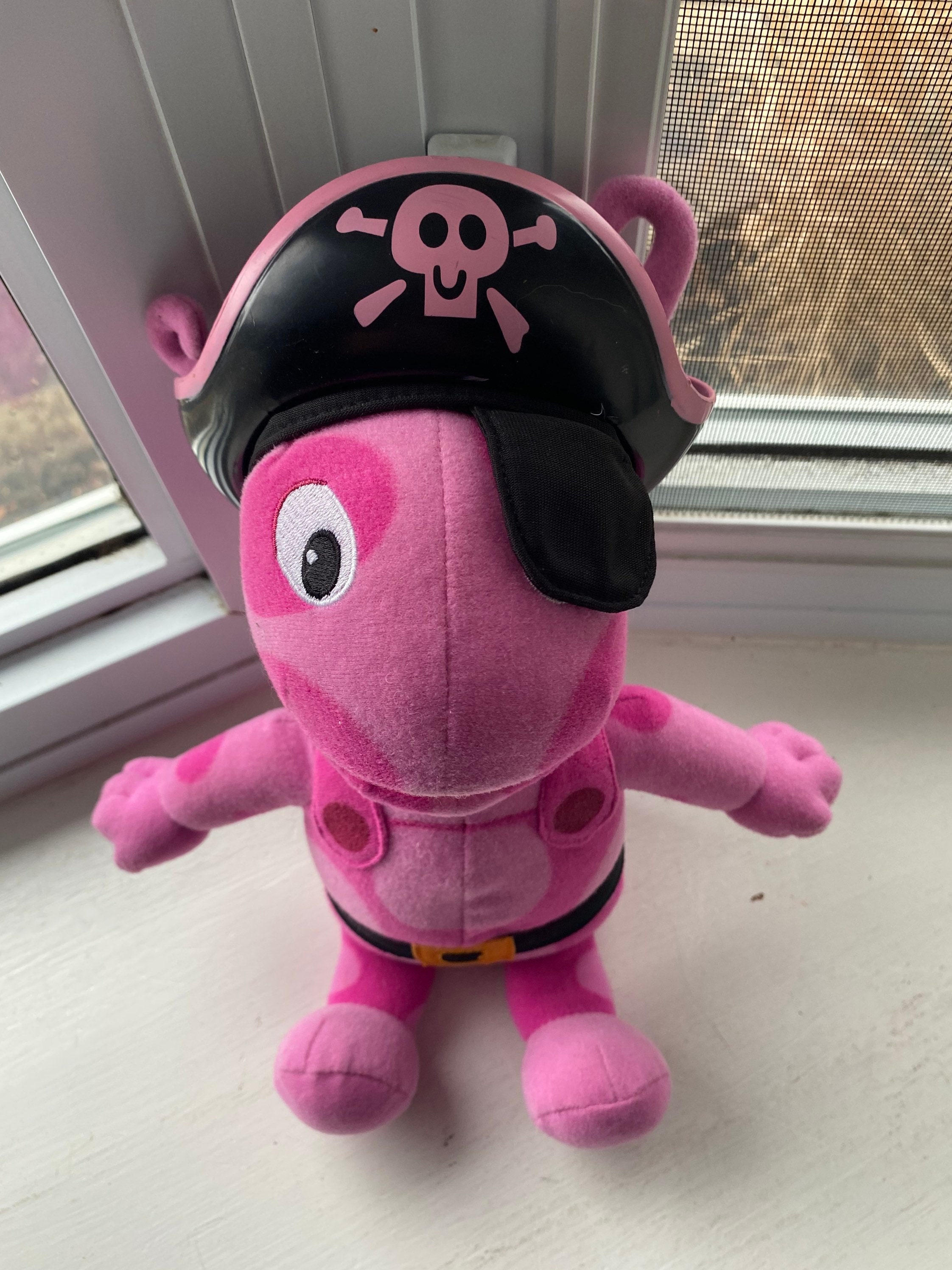 Mattel the Backyardigans Sing & Explore Talking Pirate Uniqua - Etsy Mattel the Backyardigans Sing & Explore Talking Pirate Uniqua - Etsy