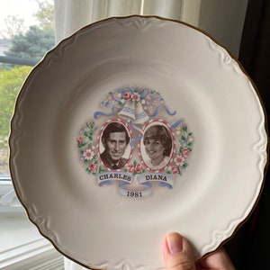 Vintage Commemorative Plate Celebrating the Royal Wedding of Prince ...
