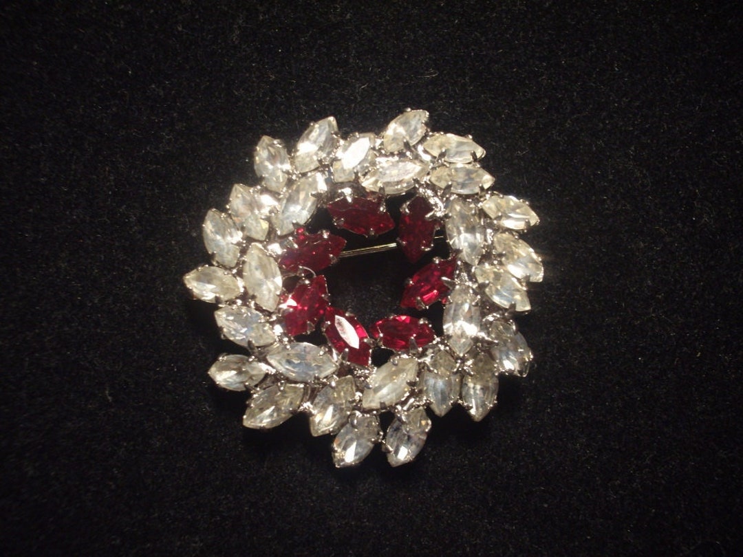 Vintage swirling Inferno Ruby Red and Satin White RHINESTONES BROOCH - Etsy