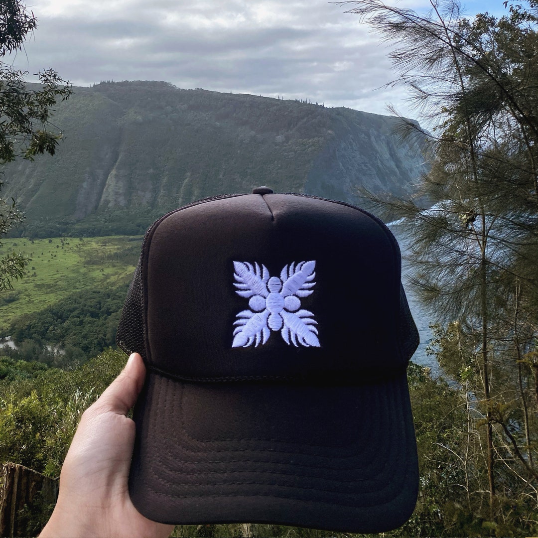 Hawaiian 'ulu Quilt Foam Trucker Hat (embroidered) - Etsy
