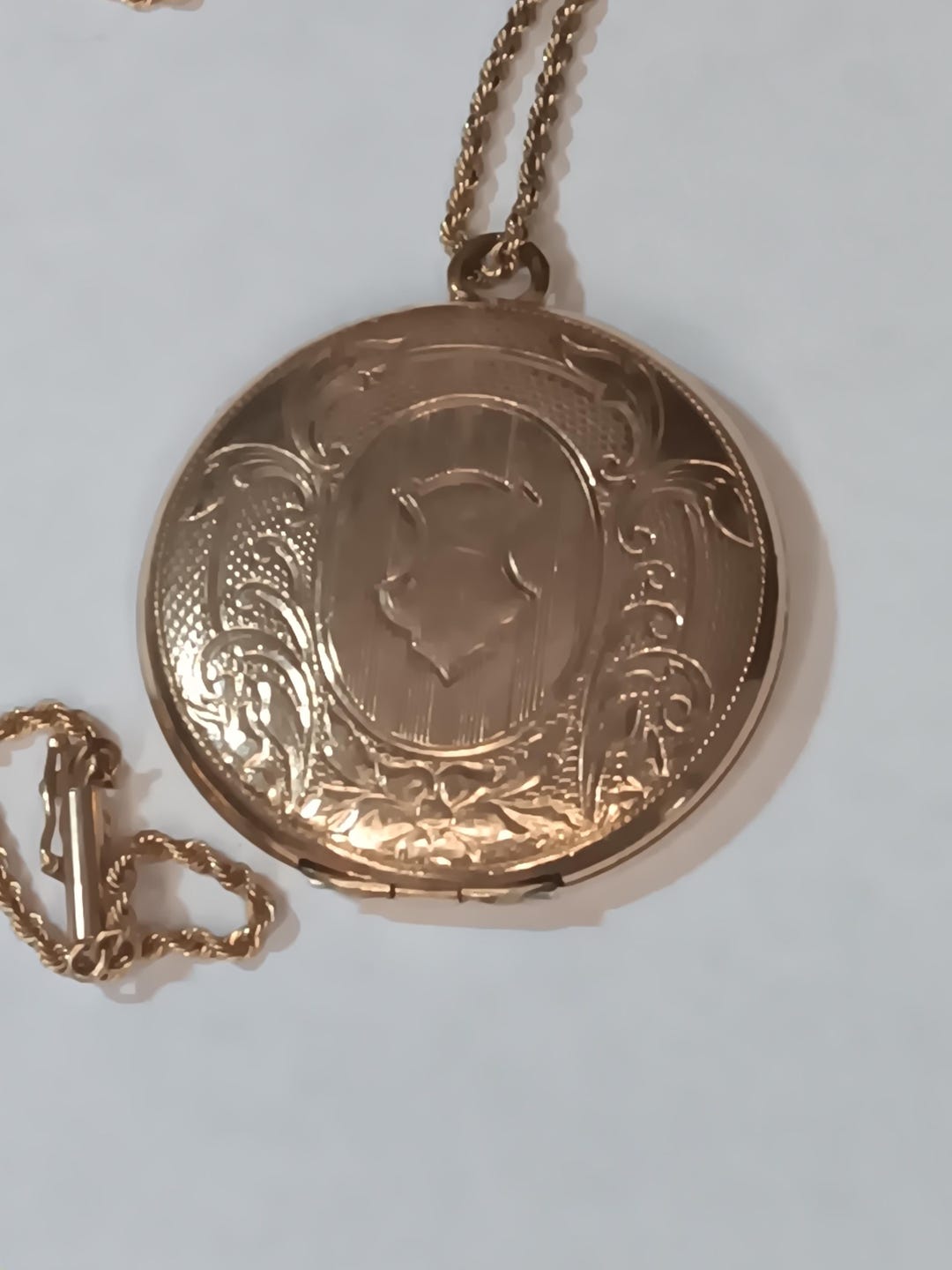 Circa Late 1800s/early 1900s Victorian Gold-filled Locket, in Antique ...