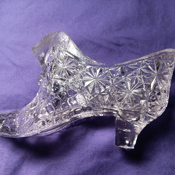 Vintage Glass Shoe - Etsy