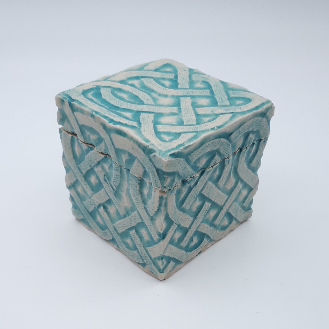 Celtic Knot Box - Etsy