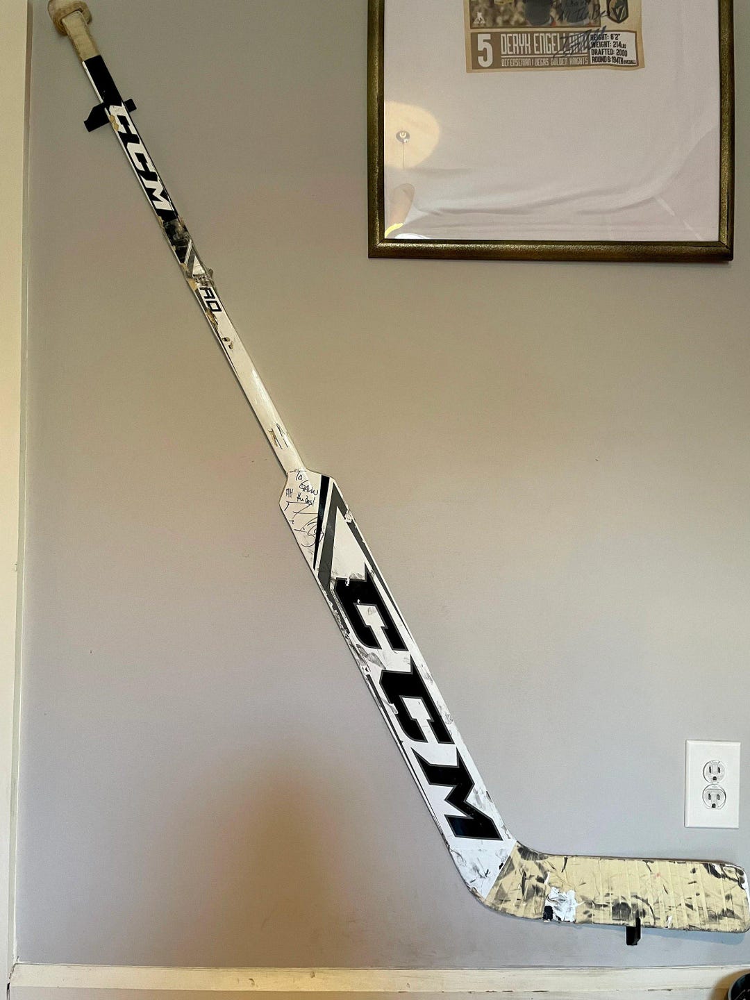 Hockey Wall Mount for Goalie Stick Display - Etsy
