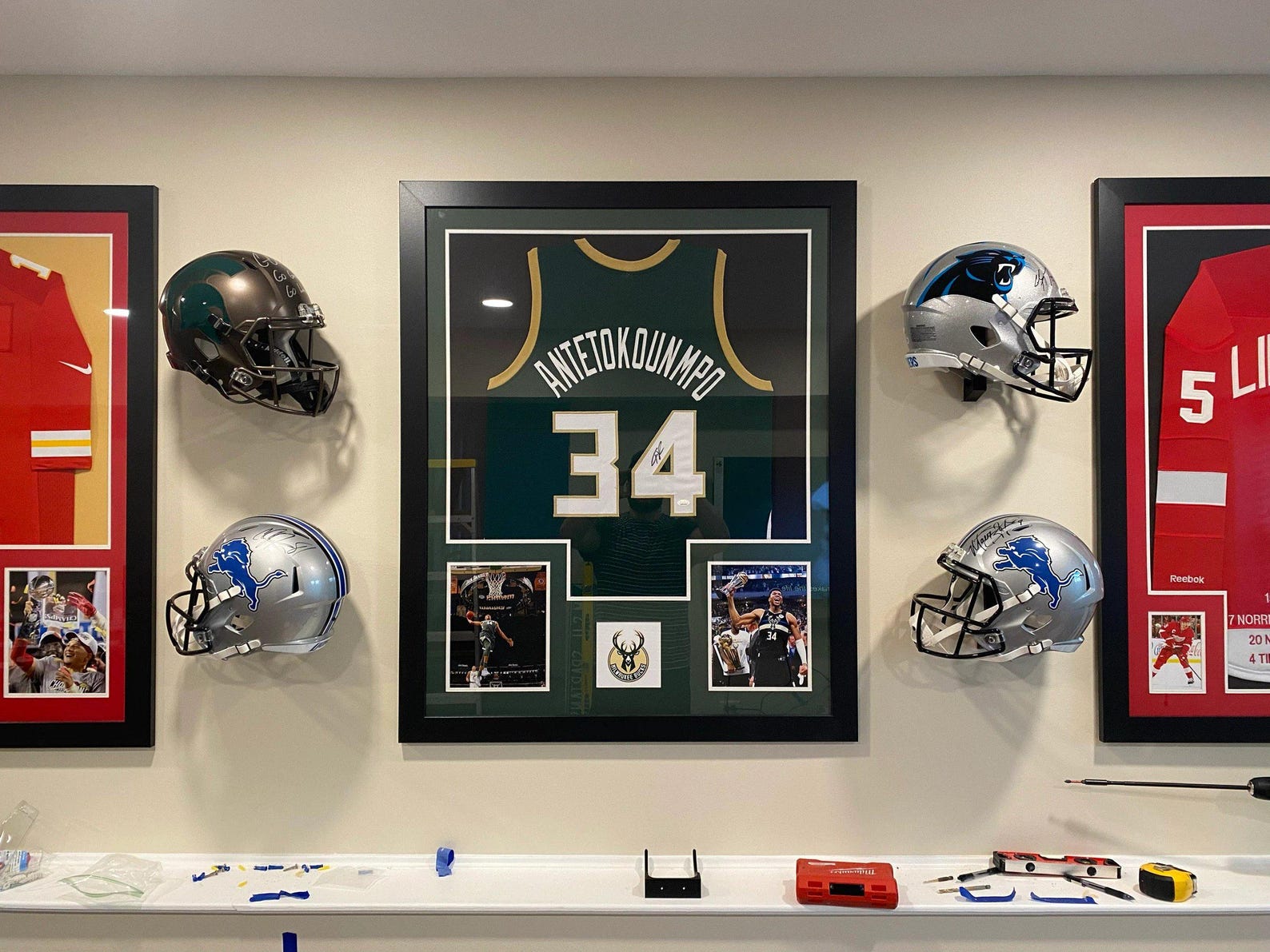 Full Size Floating NFL Replica Football Helmet Wall Mount Display ...