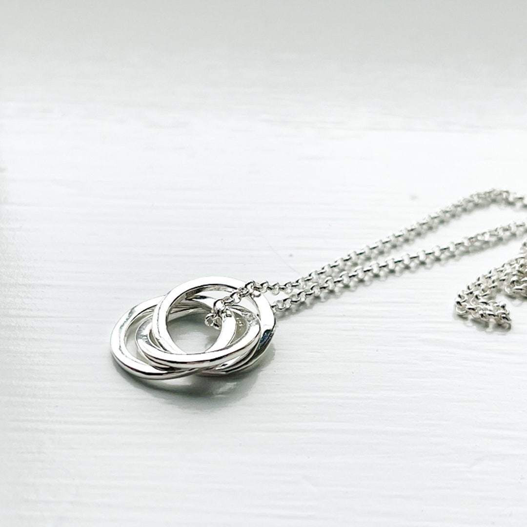 Interlocking Circles Sterling Silver Necklace | Inter Connecting ...