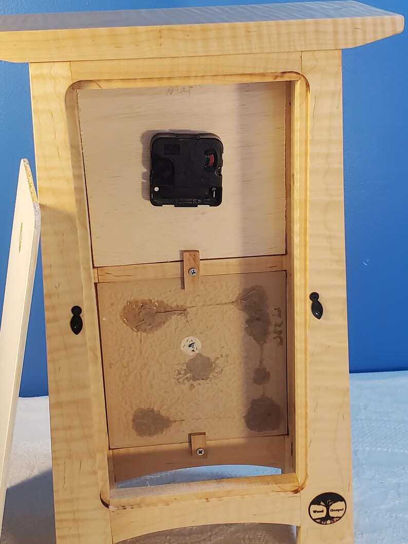 Curly Maple Craftsman Clock With Maple Leaf Tile - Etsy