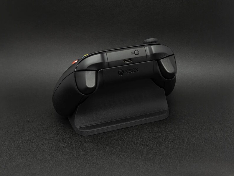 Minimalist Xbox Controller Stand - Simple, Stylish Holder for Gamers ...